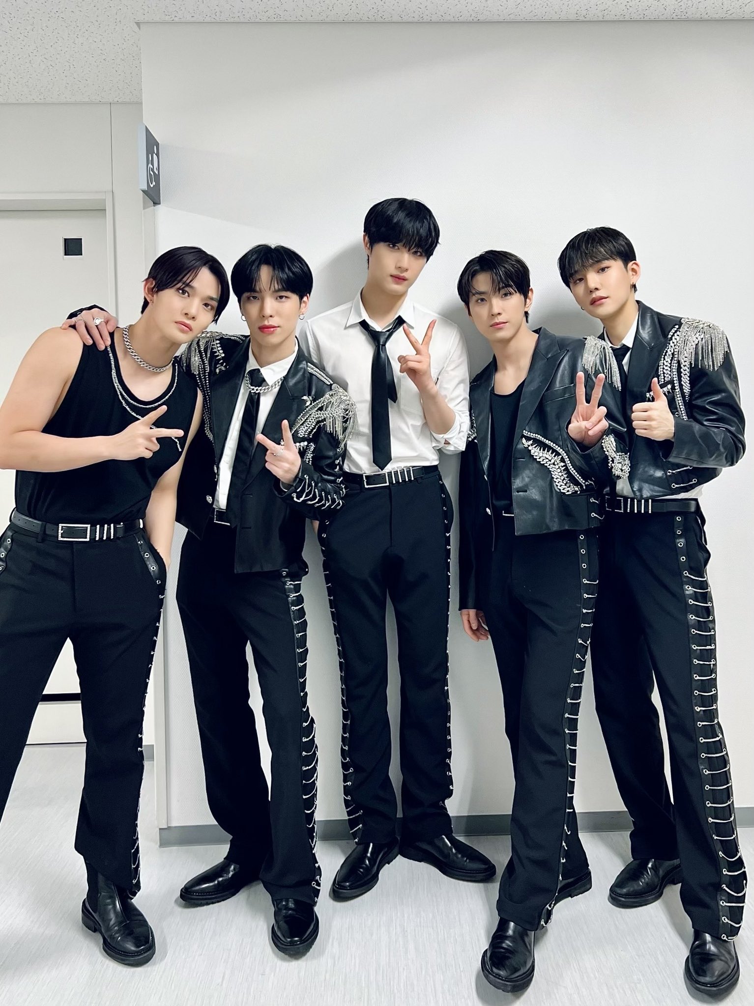 [잡담] 평균키 180인 그룹의 맛이 좋다 - 인스티즈(instiz) CIX 카테고리