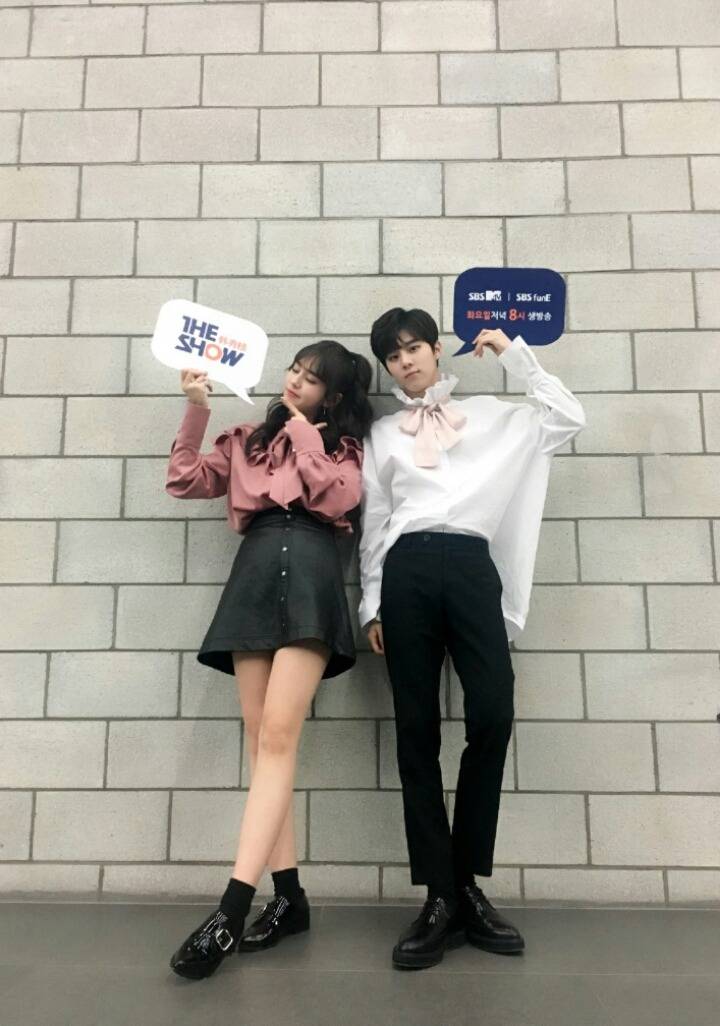 오늘자 더쇼 mc 복귀하는 소미 우신 - 인스티즈(instiz) 이슈 카테고리