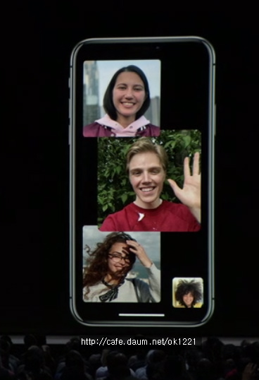 iOS 12 애니모지 추가 및 미모지 발표.jpg - 인스티즈(instiz) 이슈 카테고리