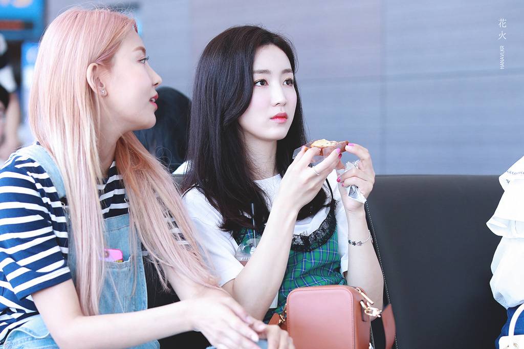 [구구단] 1299번 째 글이라서 신보라 - 인스티즈(instiz) 이슈 카테고리