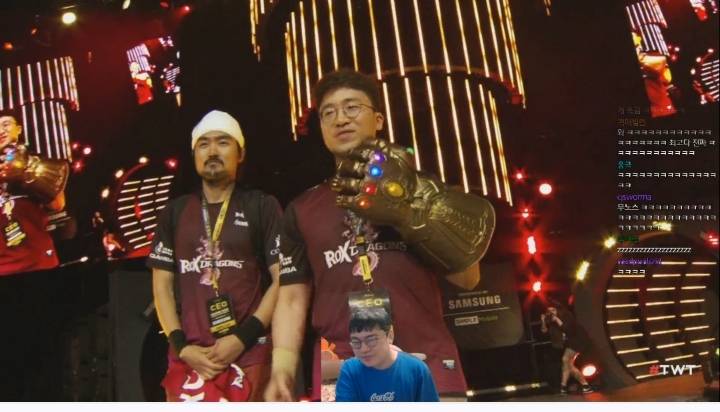 미국CEO 철권 TWT대회 우승자 JPG - 인스티즈(instiz) 이슈 카테고리