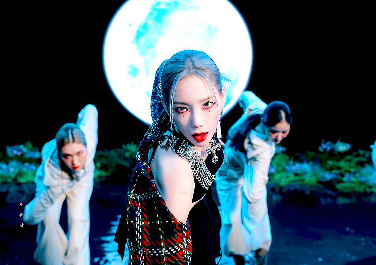 자기 손으로 오리온을 죽인 아르테미스를 그려낸 태연 INVU 뮤비 해석 - 인스티즈(instiz) 이슈 카테고리