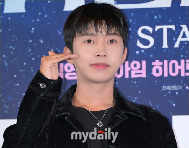 임영웅·뷔(BTS)·이찬원 등 '2024 KM차트 시즌베스트 윈터'서 수상 - 인스티즈(instiz) 이슈 카테고리